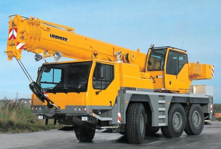 LIEBHERR LTM 1045/1 - High Access Equipment Rental LLC